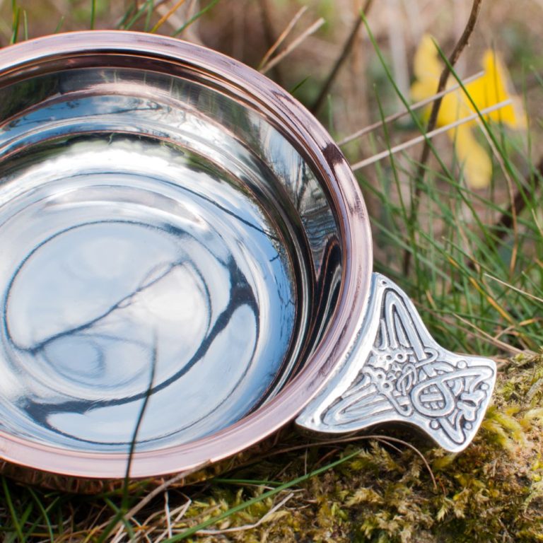 large pewter quaich bowl-personalised gift-pewter.co.uk