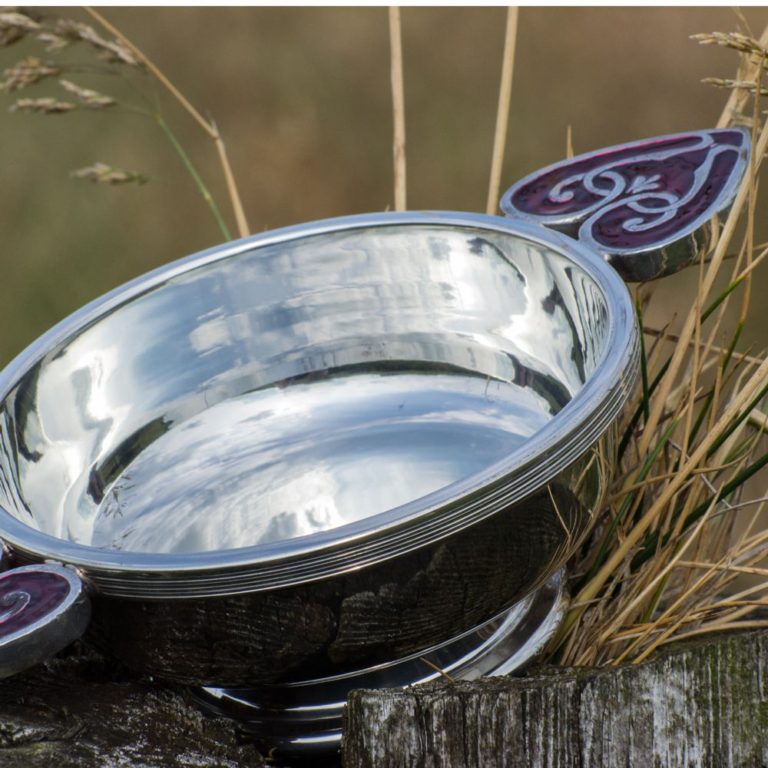 large pewter quaich bowl-personalised gift-pewter.co.uk